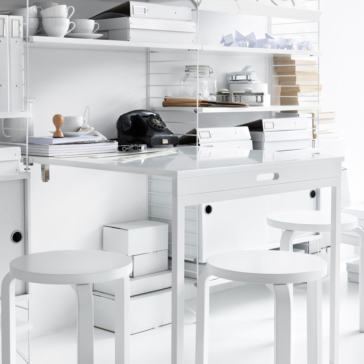 Regalsystem von String im Wohndesign-Shop