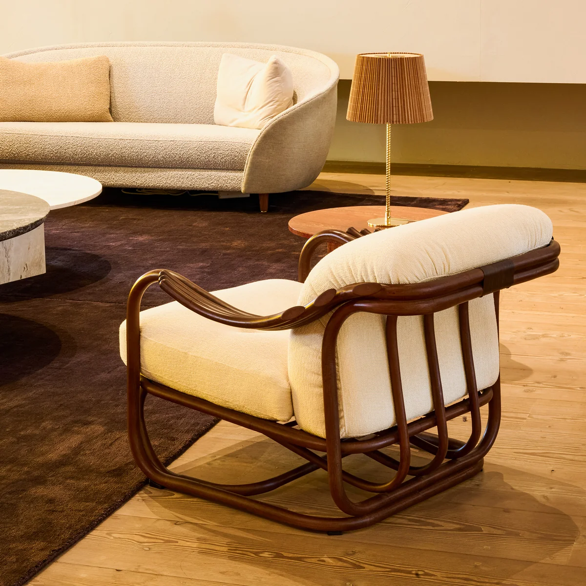 Poltrona Tria Lounge Sessel von Gubi | Connox